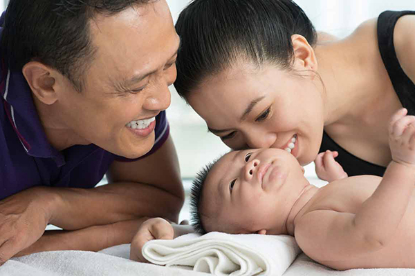 Top 9 Tips Every New Father Should Know - Makchic