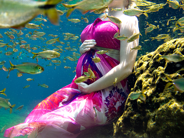 9 Stunning Underwater Pregnancy Photos - Makchic
