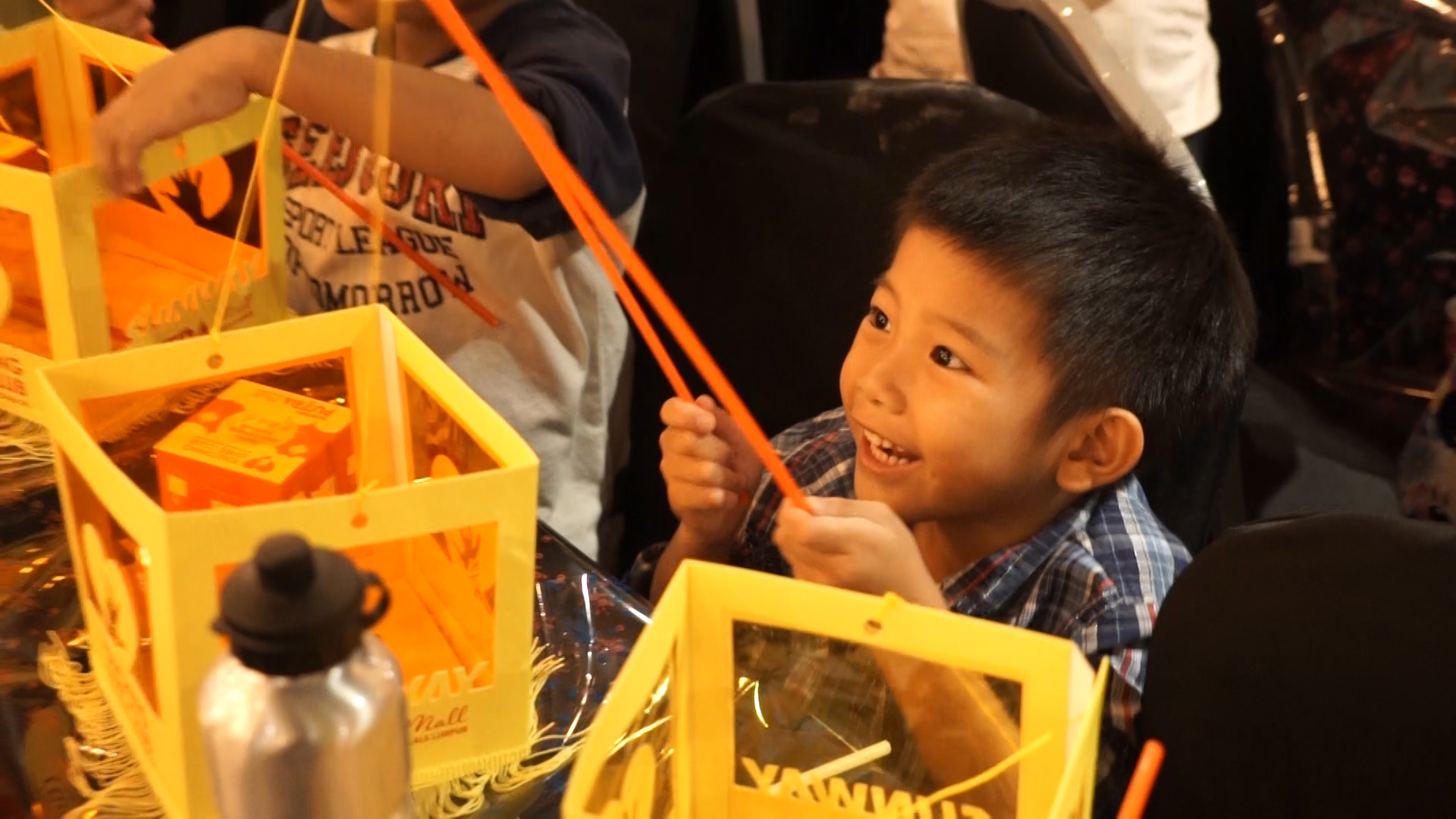 Lanterns and Mooncakes: How to Explain Mid-Autumn Festival to Your Kids ...