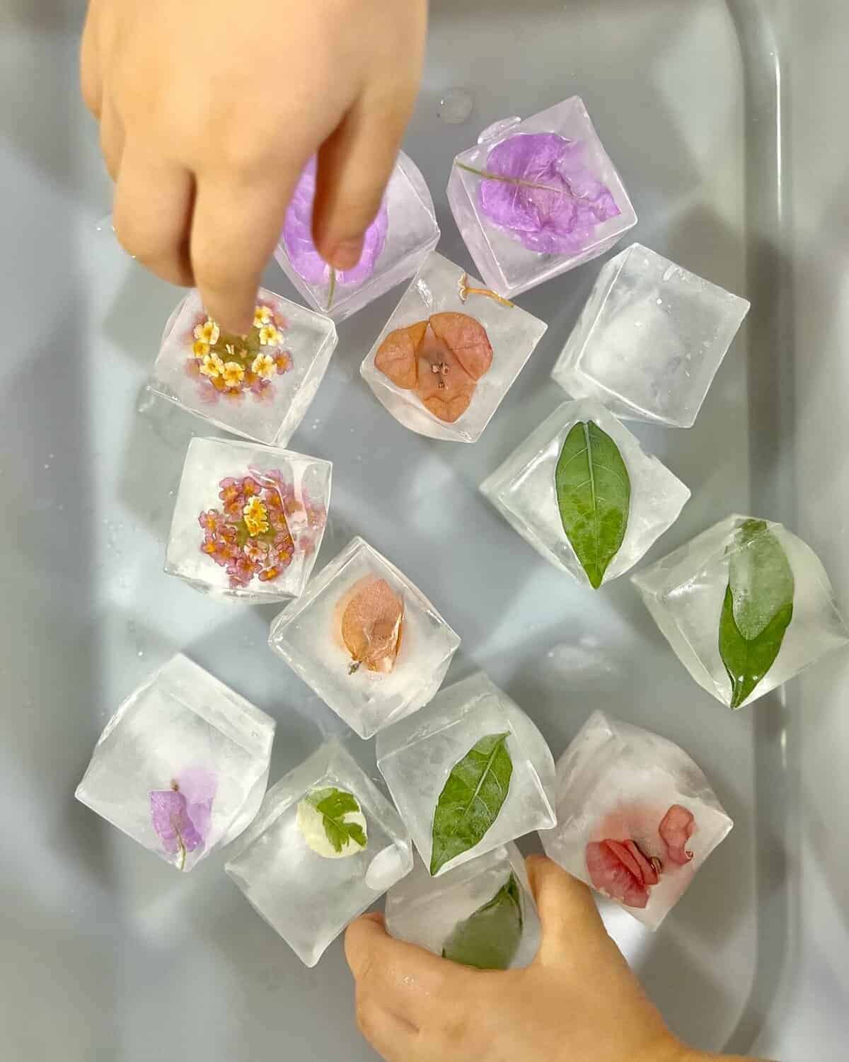10 Sensory Play Ideas with Items around the House - Makchic