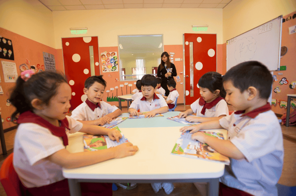 8 Ways Your Kid Might Be Smart: Understanding Multiple Intelligences ...